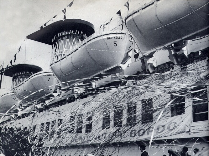 SS.Raffaello Wreck - diving at SS.Rafaello Cruise ship wreck